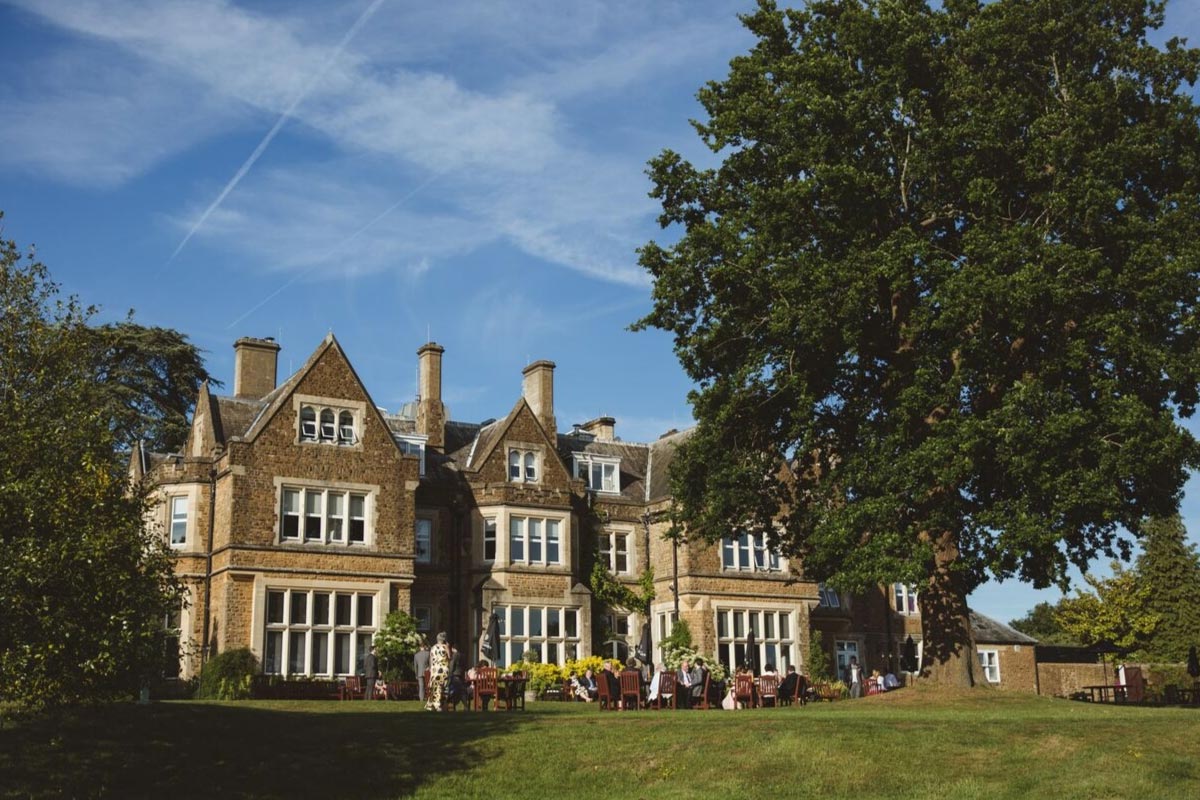 Surrey Wedding Gallery | Hartsfield Manor